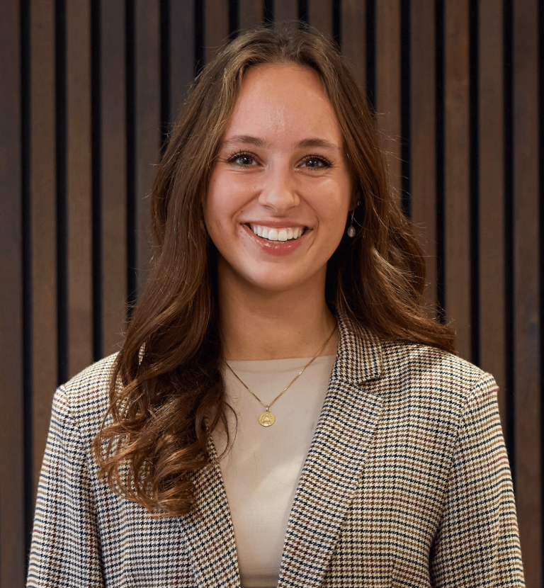 Paula Fiegl | Walker Hamill